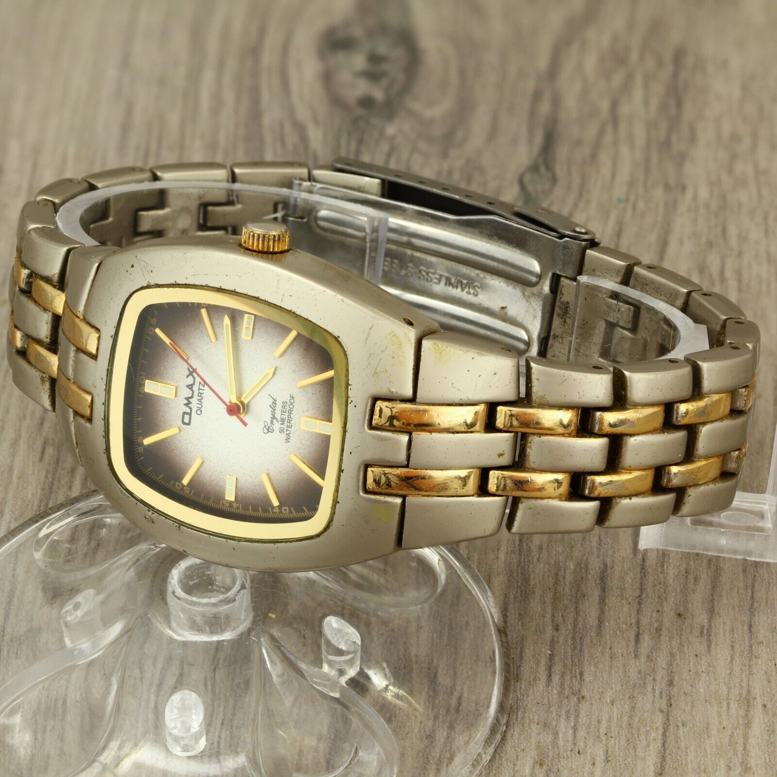 Omax quartz Crystal DBA081 50 meters waterproof vintage Japan wristwat
